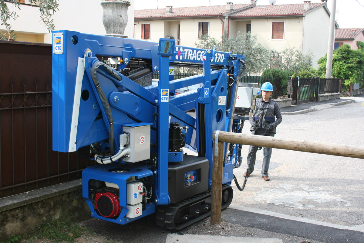 Tracked Spider Access Platforms